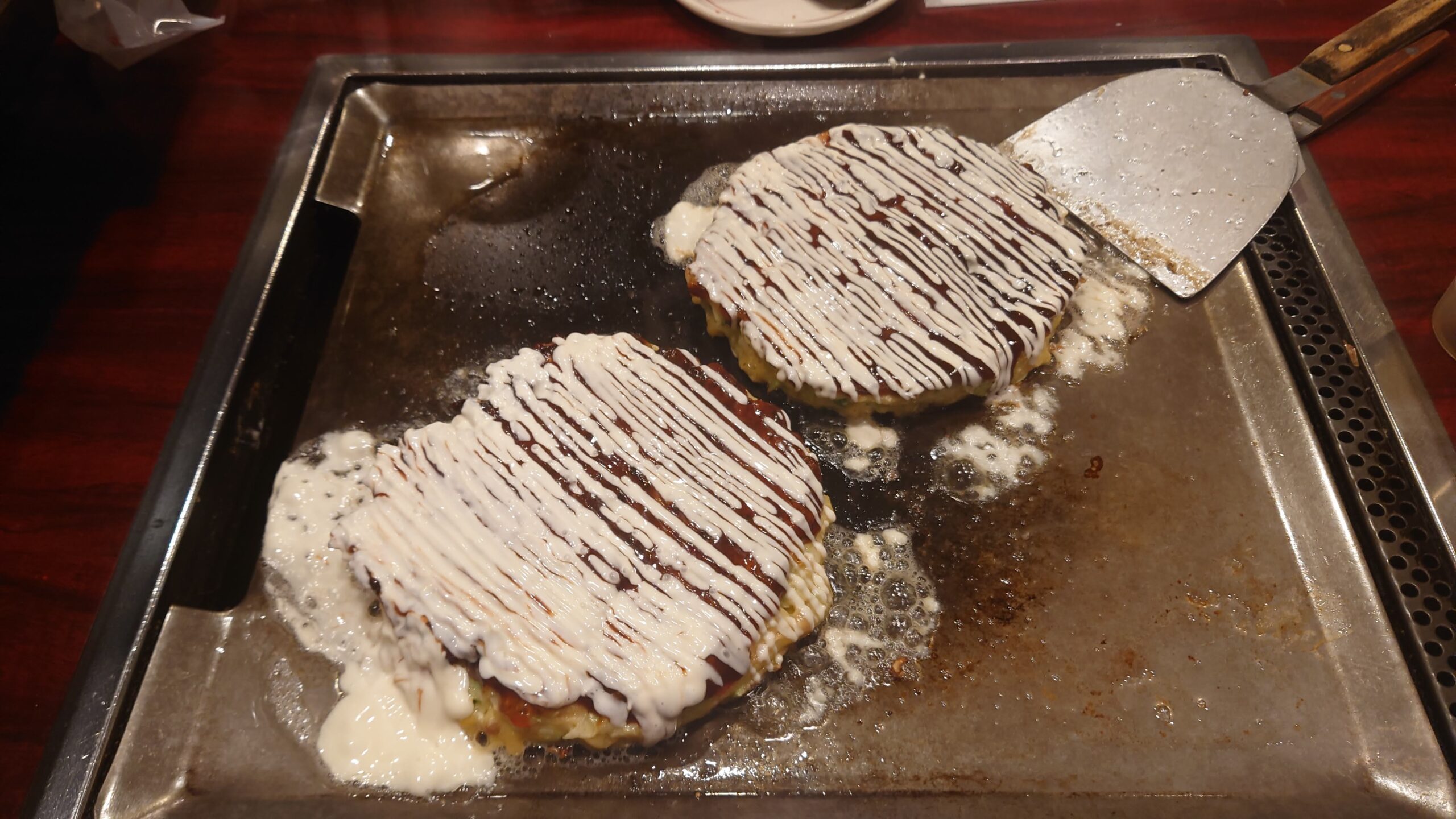 Okonomiyaki restaurant "Yukari"『ゆかり』in Ohatsutenjin street, Umeda of Osaka.